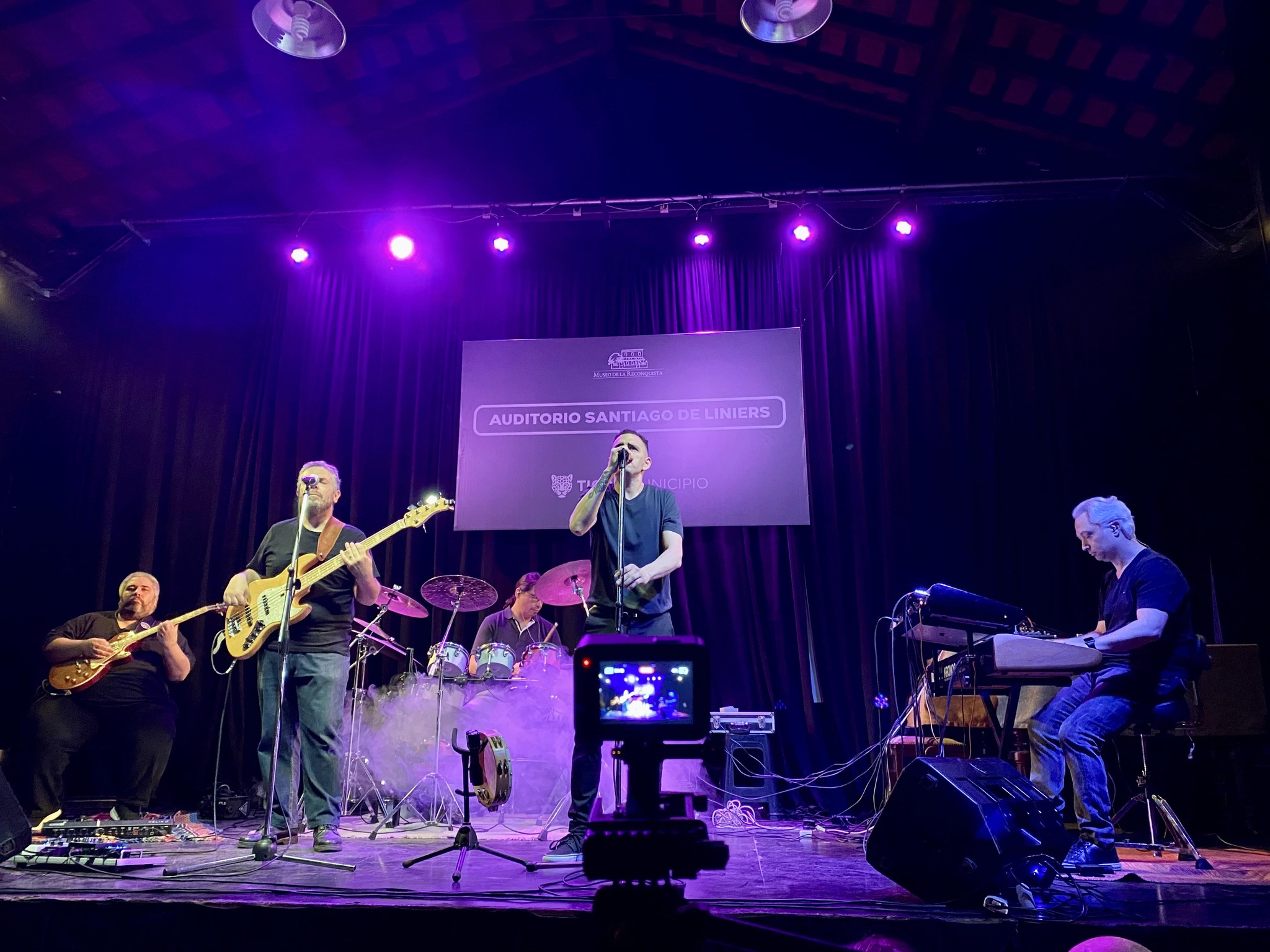 Los Endos y su homenaje a Genesis: "Es un viaje sonoro y emocional"